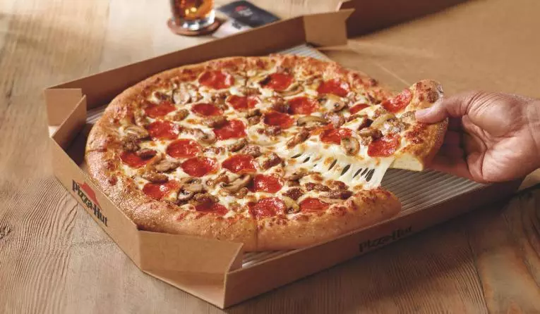 Pizza Hut Memperkenalkan Penawaran Pengiriman Terbaik