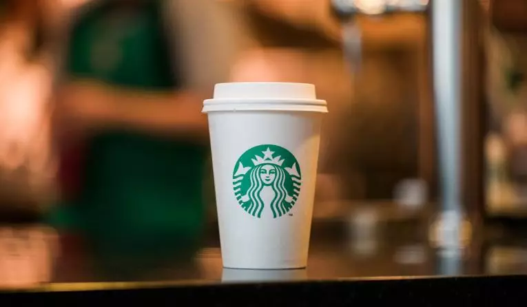 Starbucks'ın ünlü kupası.