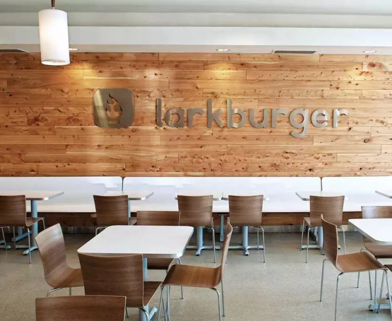 Larkburger có trụ sở tại Colorado mở cửa hàng đầu tiên ngoài tiểu bang 11366_1