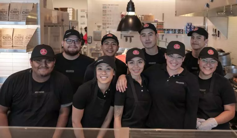 Chipotle se Jipprovdi Benefiċċji tal-Kura tas-Saħħa Mentali lill-Impjegati 13652_1