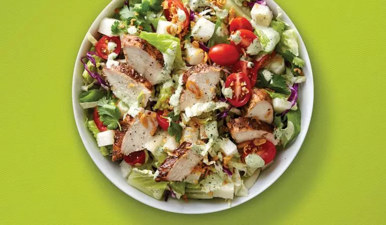 3 Salads Fast-Casual Uppping The Flavor Ante 13794_1