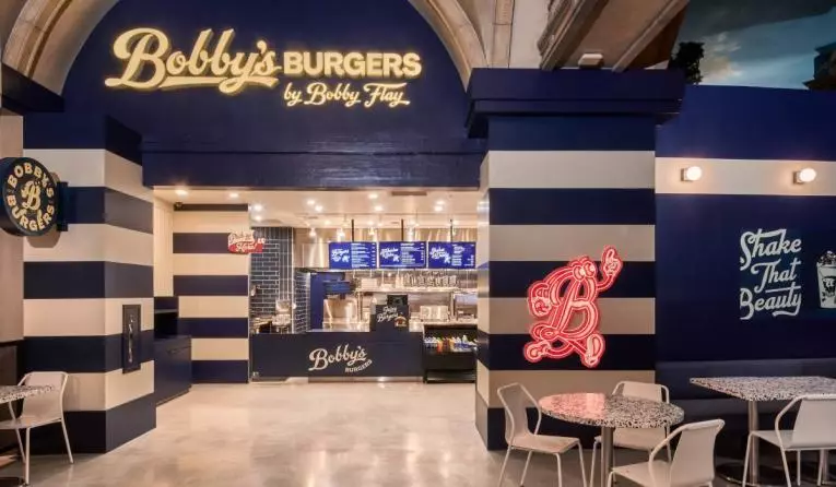 Bobby Flay's Burger Concept එක Franchising Segment කඩාකප්පල් කරන බව පෙනේ 1826_2