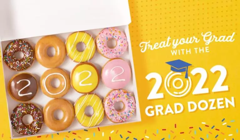 Krispy Kreme honours ôfstudearden mei Senior Day Dozen