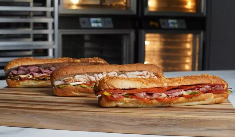 Subway Sandwicher laget av NFL-spillere.