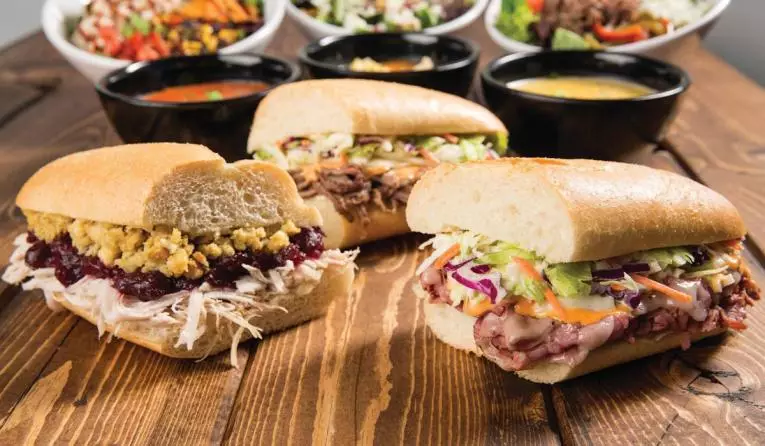 Capriotti's, Wing Zone Ink sövdələşmələri 53 yeni mağaza üçün 3497_1