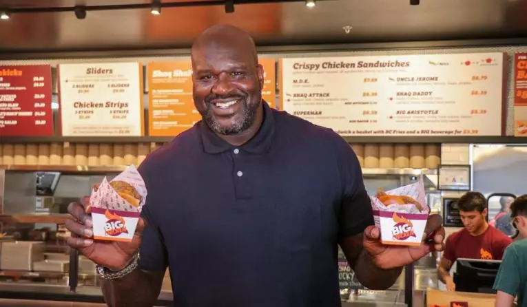 Shaquille O'Neal ។