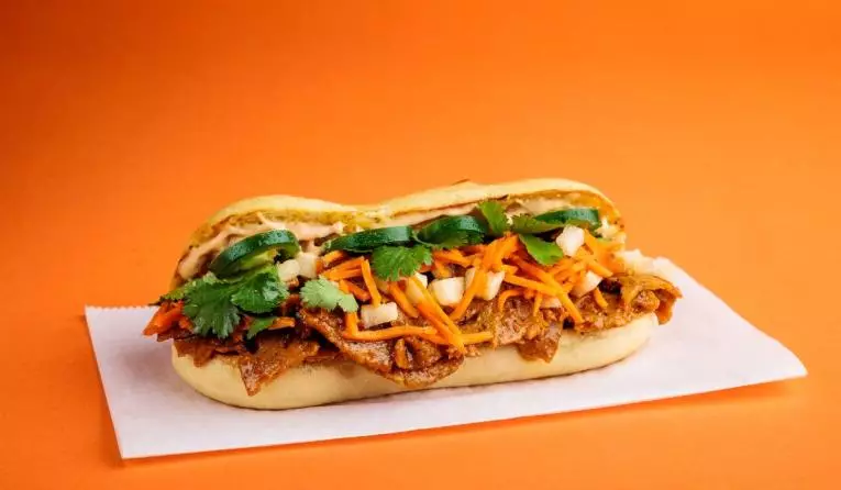 Сэндвіч Bánh-Mì ад Native Foods.
