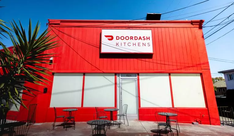 Exterior das cozinhas DoorDash.