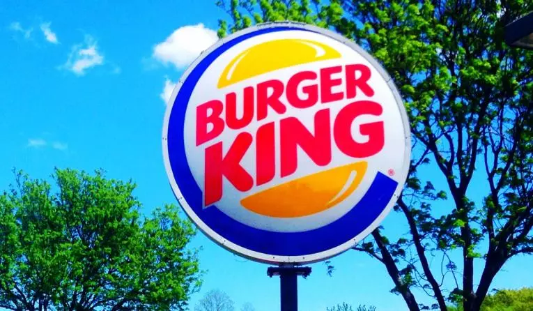 Burger King skylt utanför.