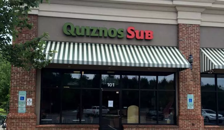 Firma Investasi kéngingkeun Sandwich Chain Quiznos