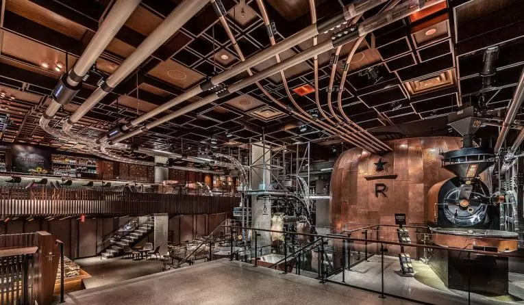 Starbucks-ის NYC Reserve Roastery აღჭურვილია 60 ფუტის მიქსოლოგიური ბარით 6143_8