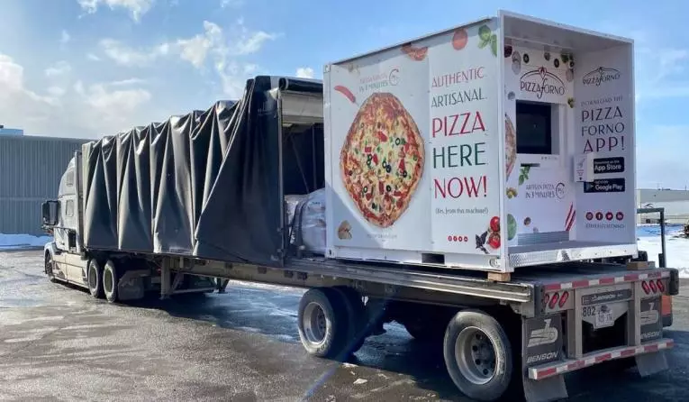 PizzaForno porta la corsa ai robot per la produzione di pizza 6630_3