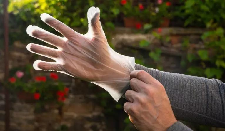 Могу ли рукавице за једнократну употребу бити извор избијања болести које се преносе храном?