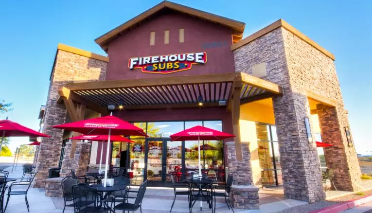Firehouse Subs sandwich franchise chief executive biedt coronavirus tips.