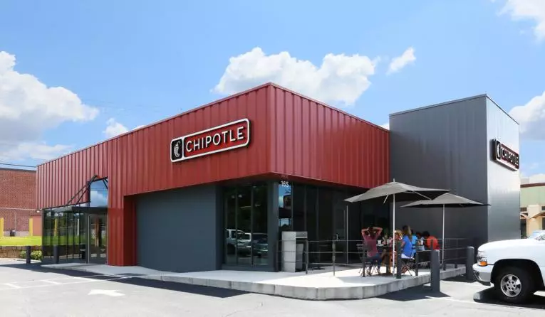 Exterior of Chipotle.