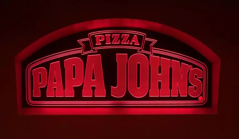 Papa Johns logo i rødt.