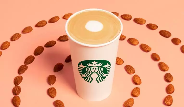Starbucks svela un nuovo e audace impegno per la sostenibilità